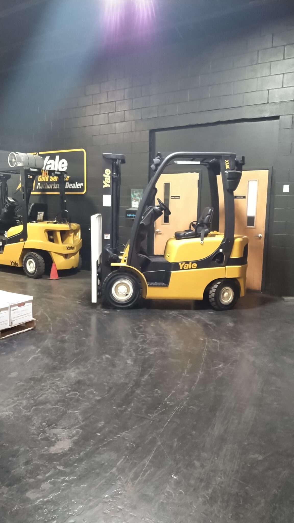 ERP030VTN36TE082 | Barclay Brand Ferdon